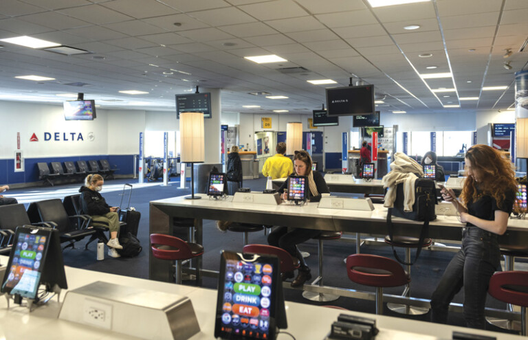 Technology at Airports — Featured