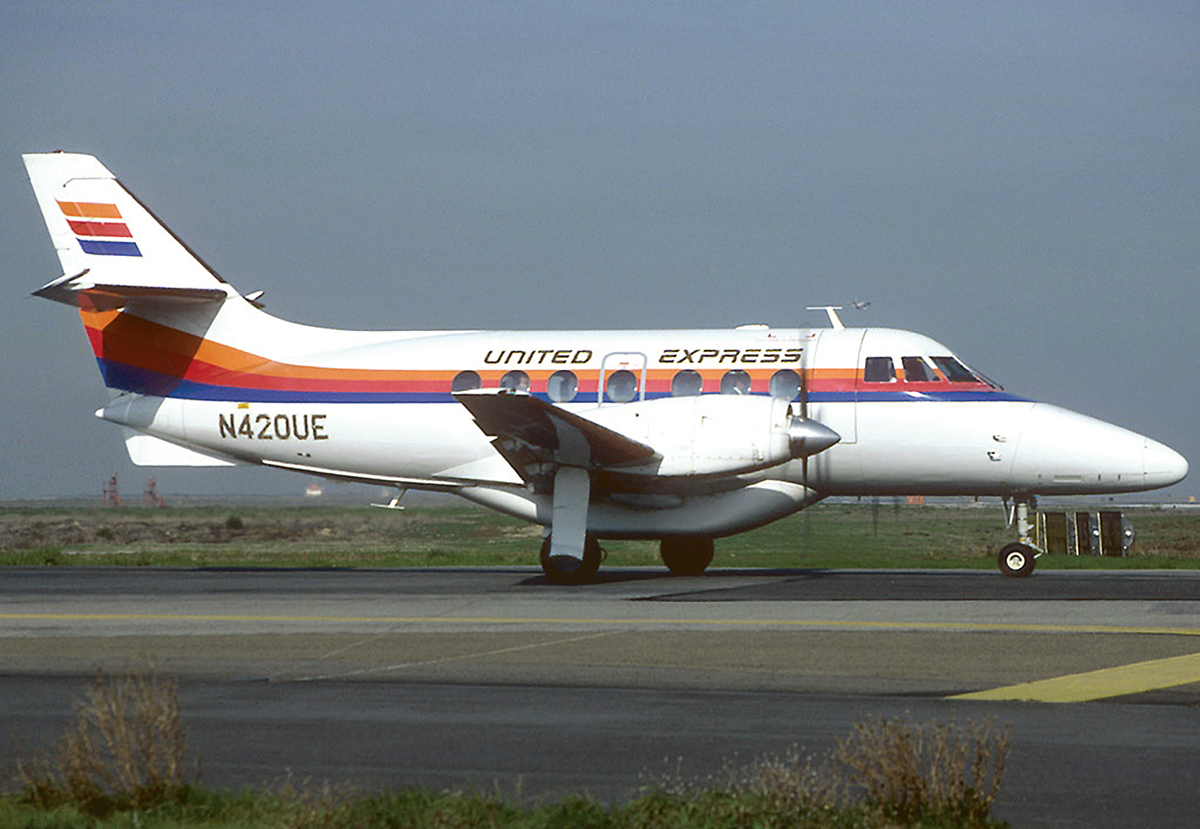 British Aerospace Jetstream 32 operating as United Express ...