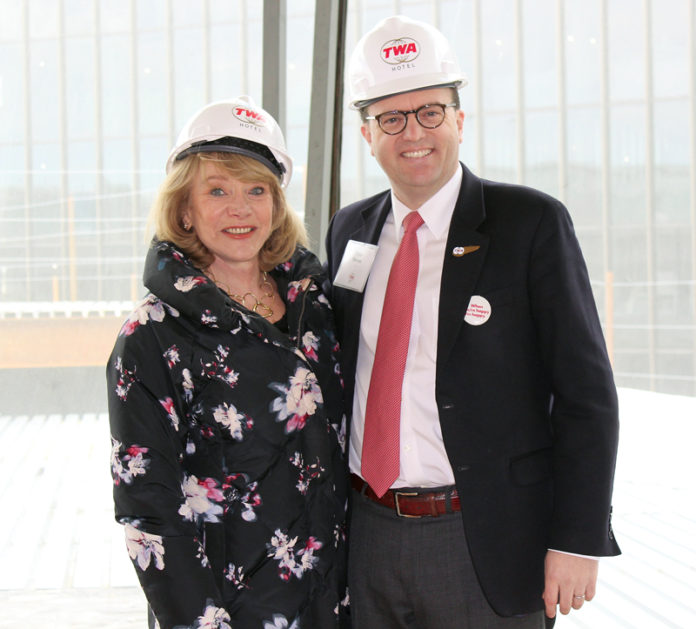 Back at the TWA Ambassador Club — Airport News